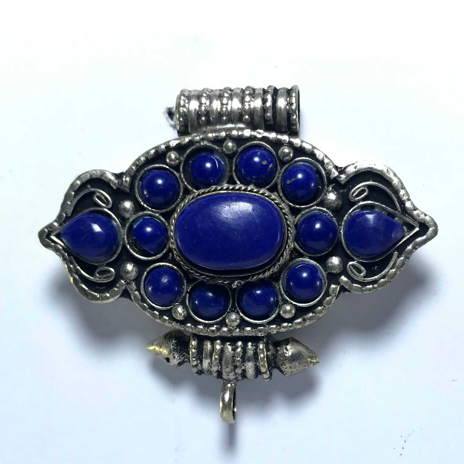 Metal Double Side Pendant with Stone Setting – 4.5 × 5.3 cm | Alloy ...