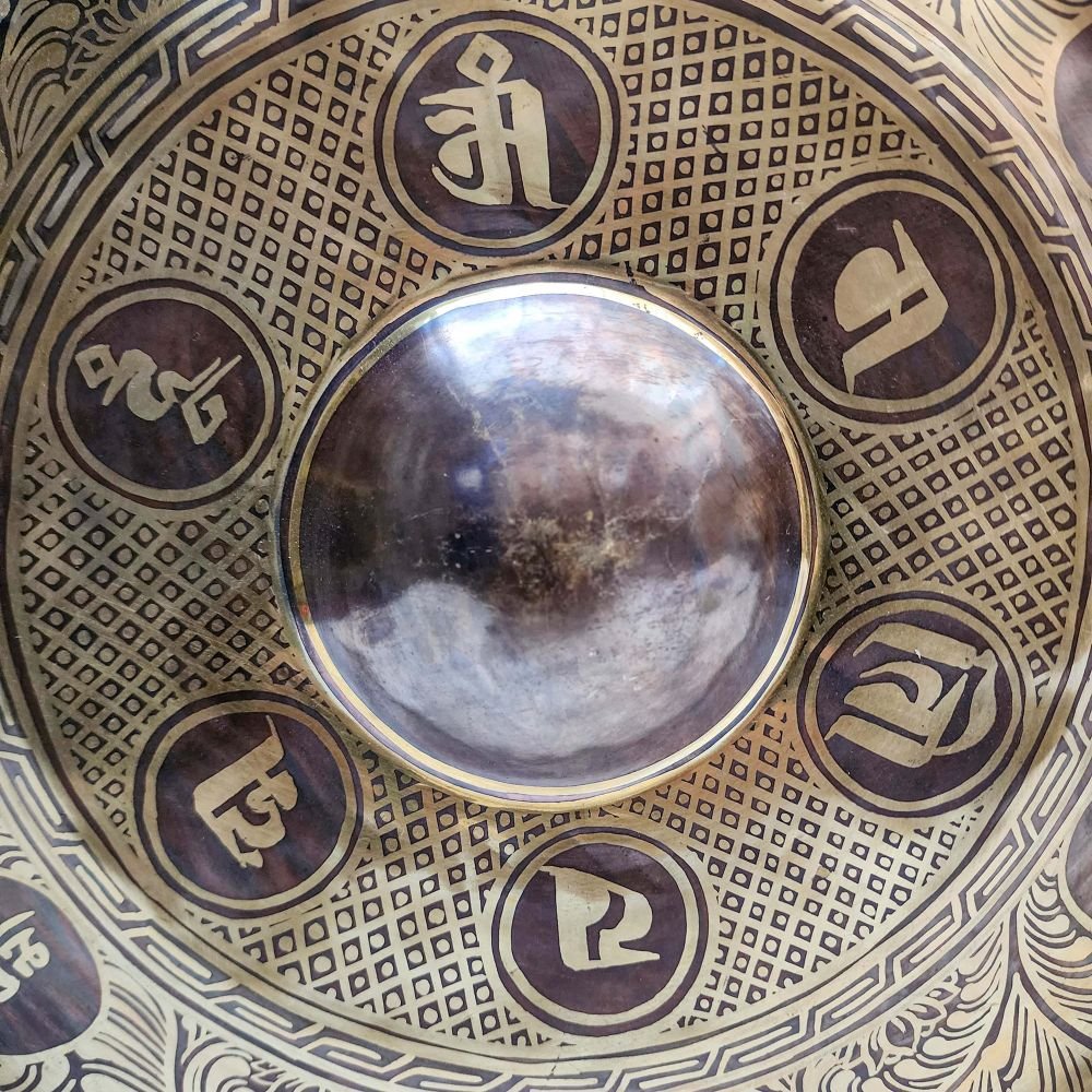 Burmese Gong | Price: US$218.25 | Gongs - Handmade | Javanese Nipple ...